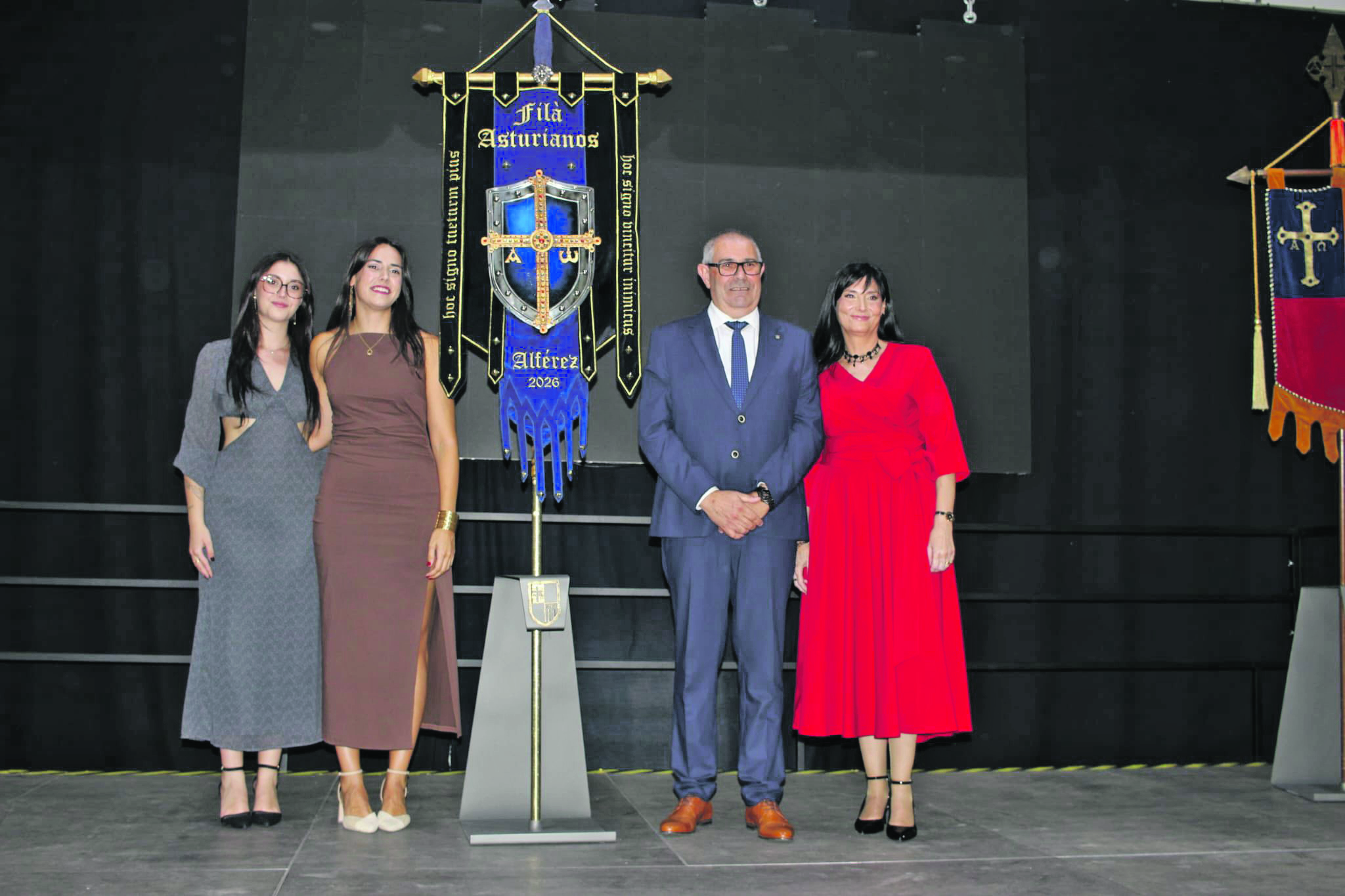 S'ha presentat l'heràldica de l'alferes cristià de la filà Asturians ...